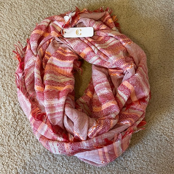 Charming Charlie | Accessories | Nwt Charming Charlie Infinity Scarf ...